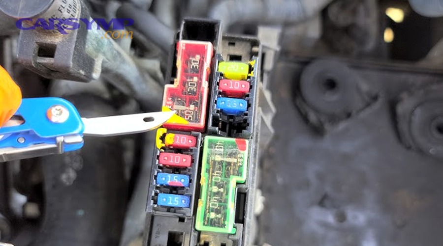 Diagnose Headlights Not Working: Headlight Fuse & Relay Troubleshooting ...